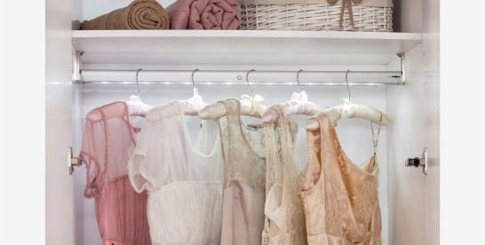 Spinta | ROMANTICA trijų durų | Magrės baldai